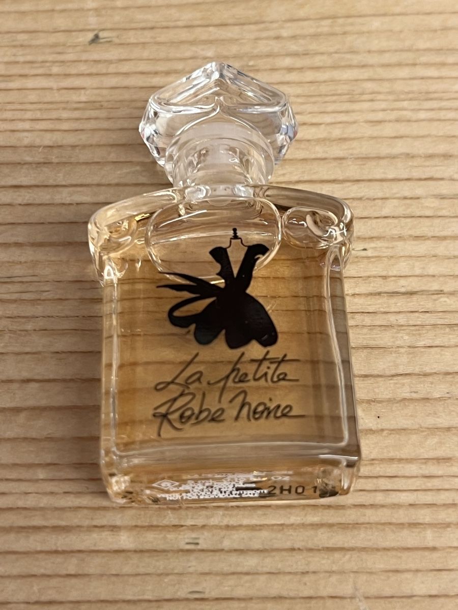 Guerlain La Petite Robe Noire Miniatur, original/neu! (Neuf avec ...