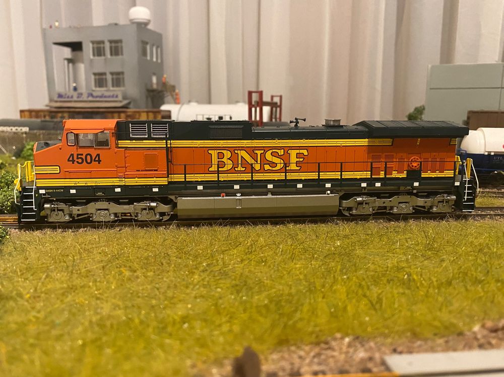 BNSF C44-9W 4504 scaletrains.com Operator | Kaufen auf Ricardo
