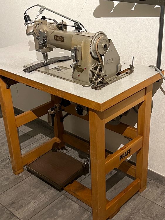 Pfaff 145 Nähmaschine 3fach Transport (Gebraucht) in für CHF 740 – nur ...