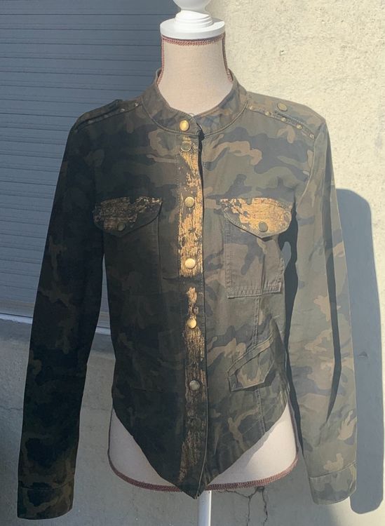 Superbe veste militaire camouflage ONLY teinte dorée+clous (Neu (gemäss ...