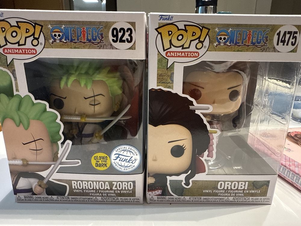 One Piece Funko Pop Zoro 923 + Orobi 1475, Top Zustand! (59) (Neu und ...