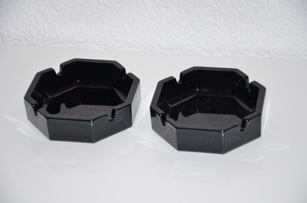 2 Vintage Luminarc Arcopal Octime Glas-Aschenbecher schwarz (Gebraucht) in Gossau für CHF 24 ...