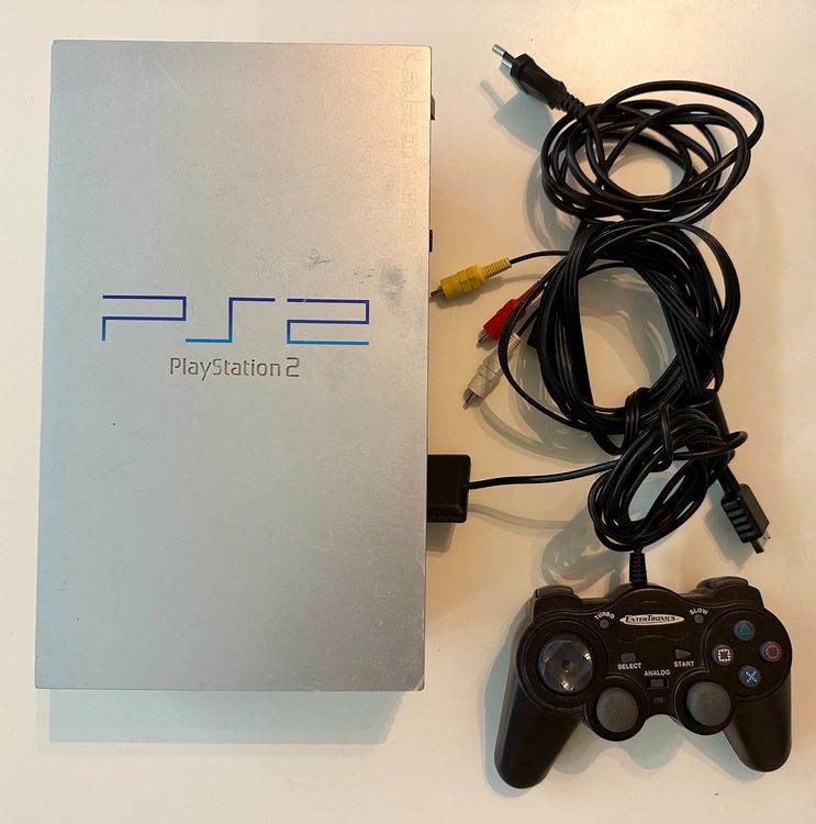 PS2 Silver FAT, Sony Playstation 2 (Gebraucht) in Couvet für CHF 94 ...