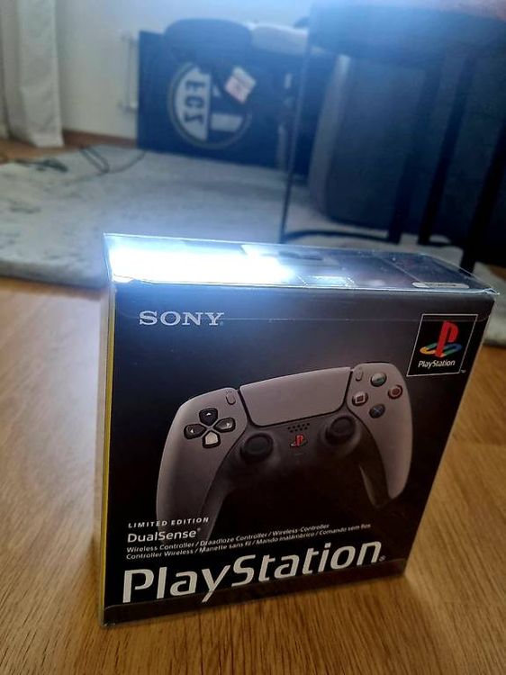Sony Duals Sense 5 30th Anniversary (Gebraucht) in Zürich für CHF 95 ...