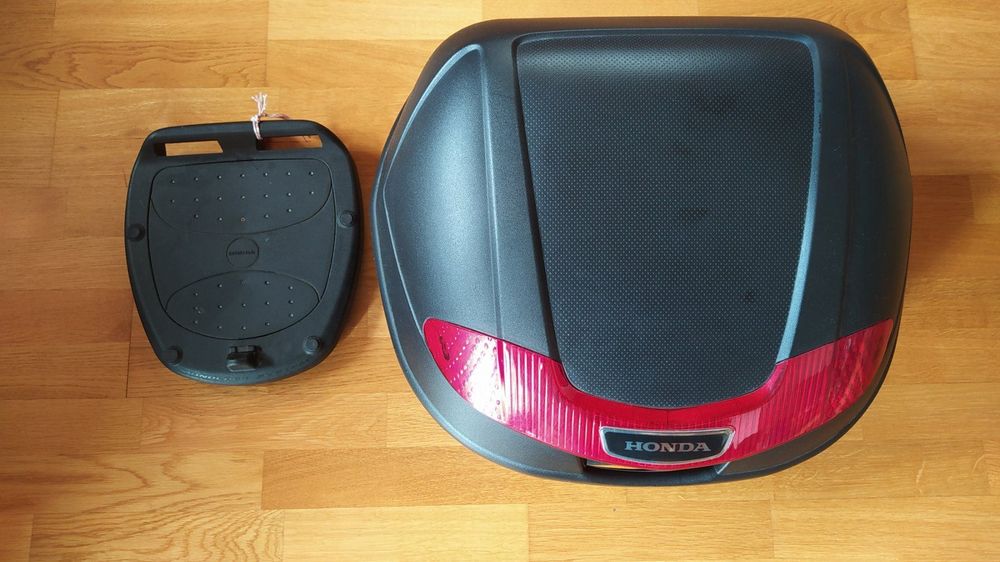 Helmbox Honda (Gebraucht) in Grindelwald für CHF 60 – nur Abholung auf ...