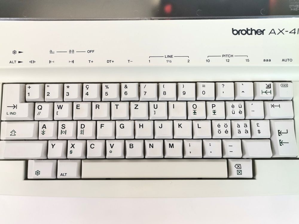 BROTHER AX-410 elektrische Schreibmaschine (Gebraucht) in Schaffhausen ...