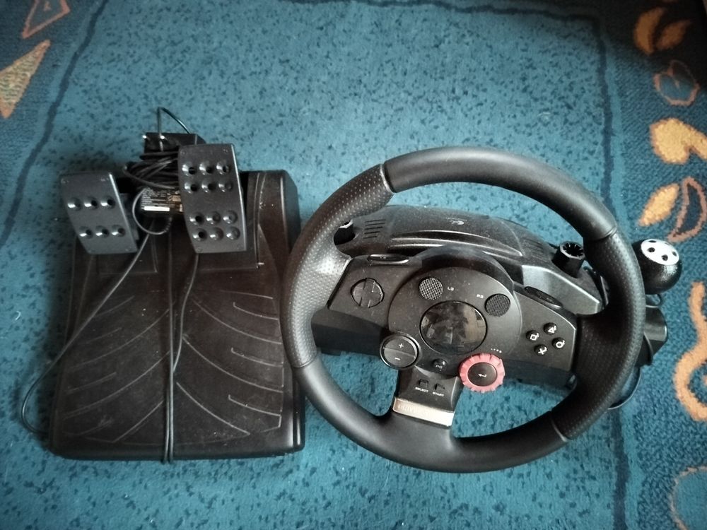 Logitech Driving Force GT für PS3 und PC (Gebraucht) in Weinfelden für ...
