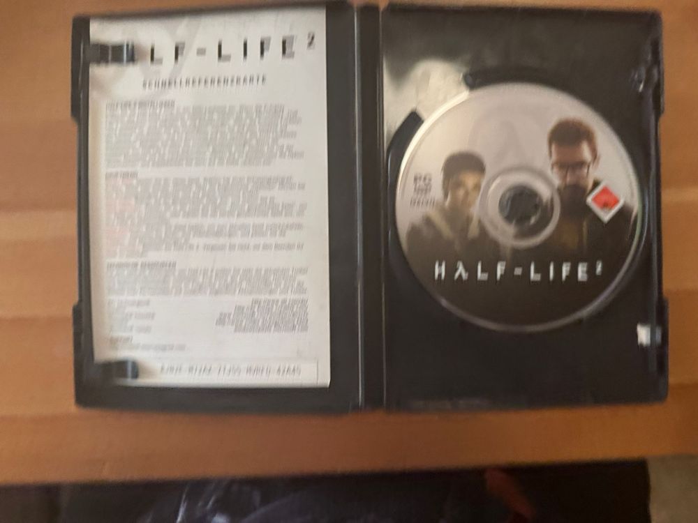 Pc DVD Half-Life 2 (Gebraucht) in Basel für CHF 5 – mit Lieferung auf Ricardo kaufen