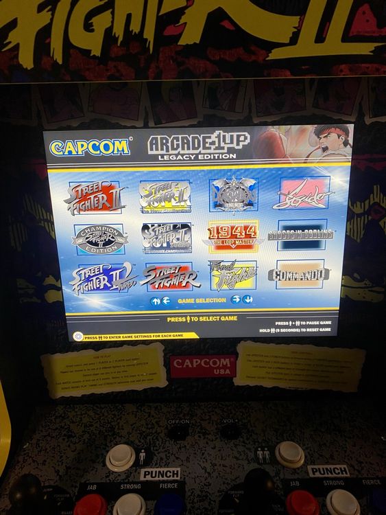 Arcade1Up Capcom Streetfighter II Legacy Edition (Gebraucht) in Küssnacht am Rigi für CHF 559 ...