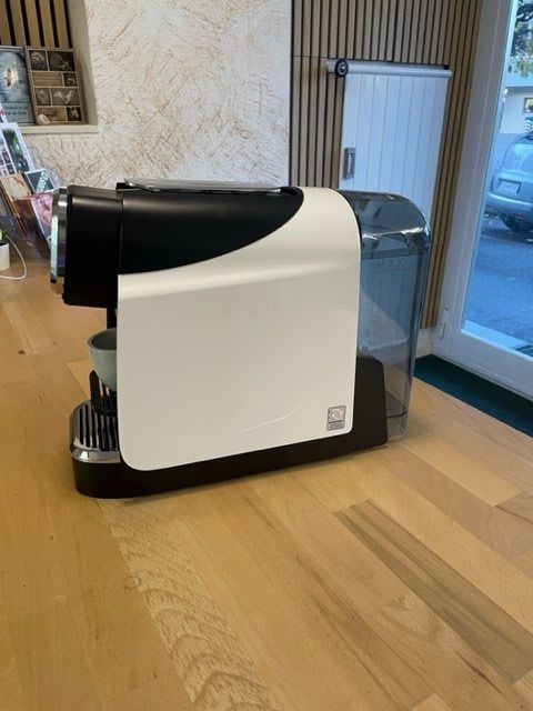 E.S.E Pad`s Kaffeemaschine CAPITANI (Lario) Weiss (Neu und originalverpackt) in Wettingen für ...