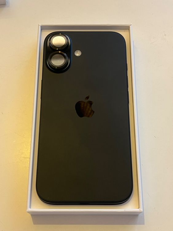 iPhone 16 128GB 100% akku wie neu ab 1. (Gebraucht) in Interlaken für ...