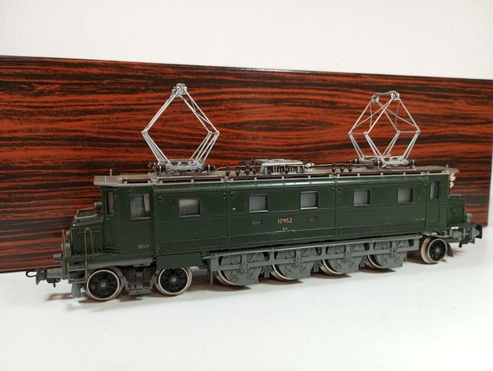 Liliput: 4755 Lokomotive Ae 4/7 SBB CFF (Gebraucht) in Fontaines NE für ...