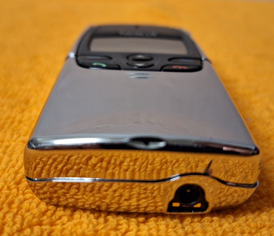 Original Nokia 8810 Edelstahl Silber Chrome inkl. Lederetui (Gebraucht ...