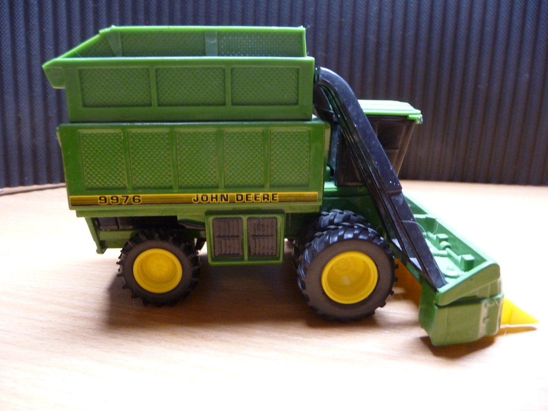 John Deere Modell (Gebraucht) in Madiswil für CHF 3 – nur Abholung auf ...