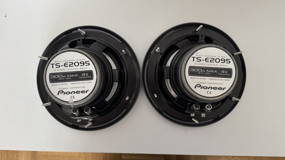 Pioneer TS-E2095 Car Speakers 300w (Gebraucht) in neuchatel für CHF 21 – nur Abholung auf ...