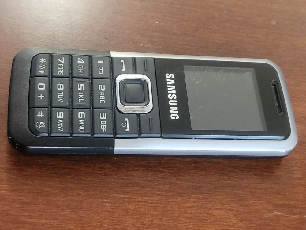 Samsung Mobile Phone E1120 Tasten Handy (Gebraucht) in Basel für CHF 5 ...