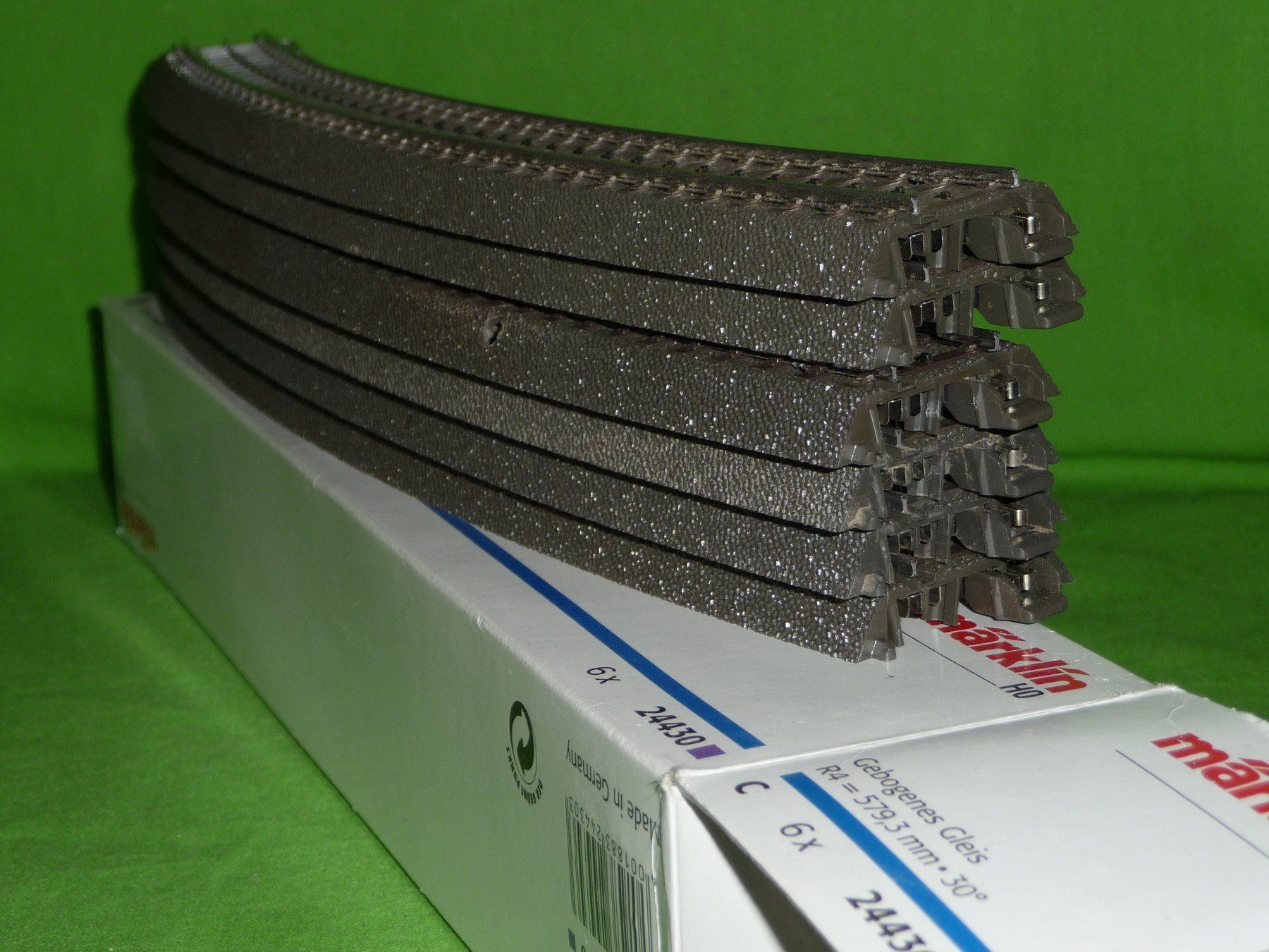 C-Gleis 6x Bogen Märklin 24430 Aussenbogen Radius 4 gebr. (Gebraucht ...