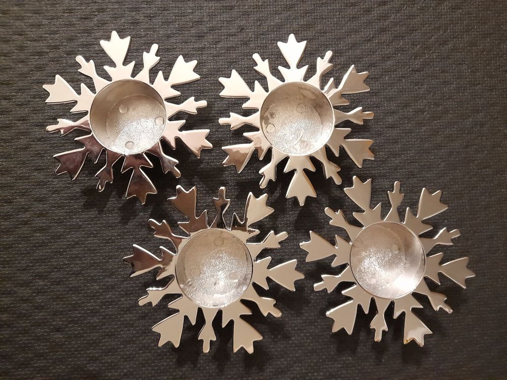 NEU: 4 Kerzenständer "Eiskristalle" aus glänzendem Metall (Neu und originalverpackt) in Reinach ...
