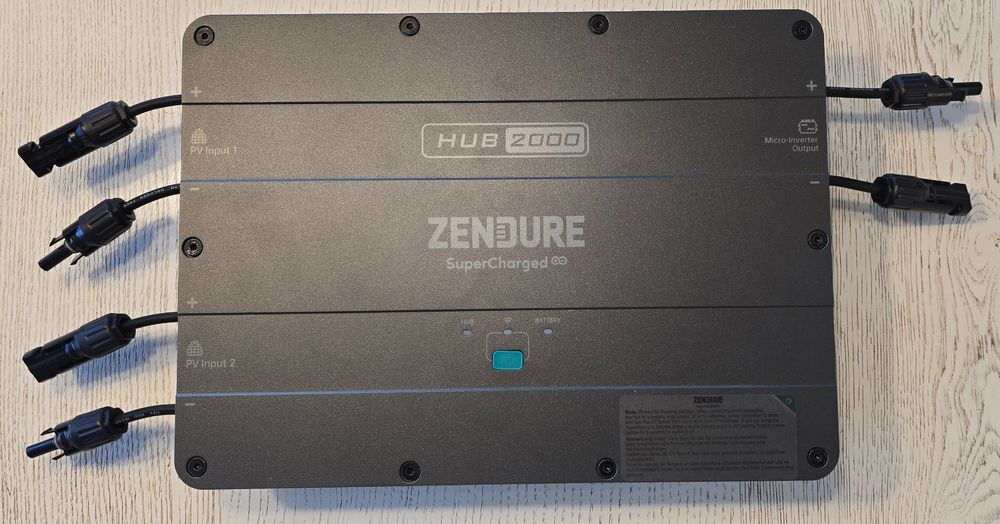 Zendure SolarFlow Smart PV Hub 2000 inkl. Wechselrichter (Gebraucht) in ...