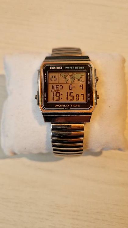 Casio World Time anni '80 (Usato) a Osogna per CHF 100 – solo ritiro ...