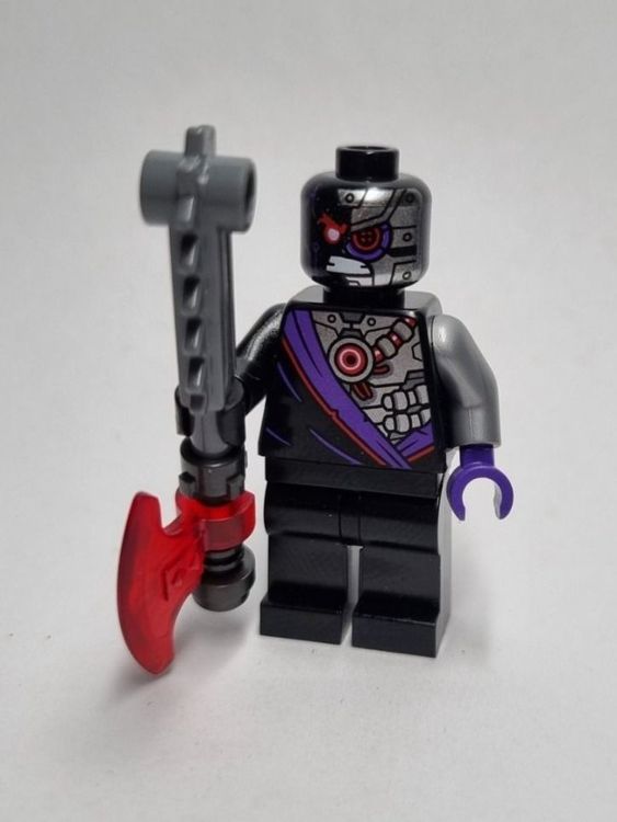 LEGO Ninjago Nindroid - Legacy mit Waffe | Kaufen auf Ricardo