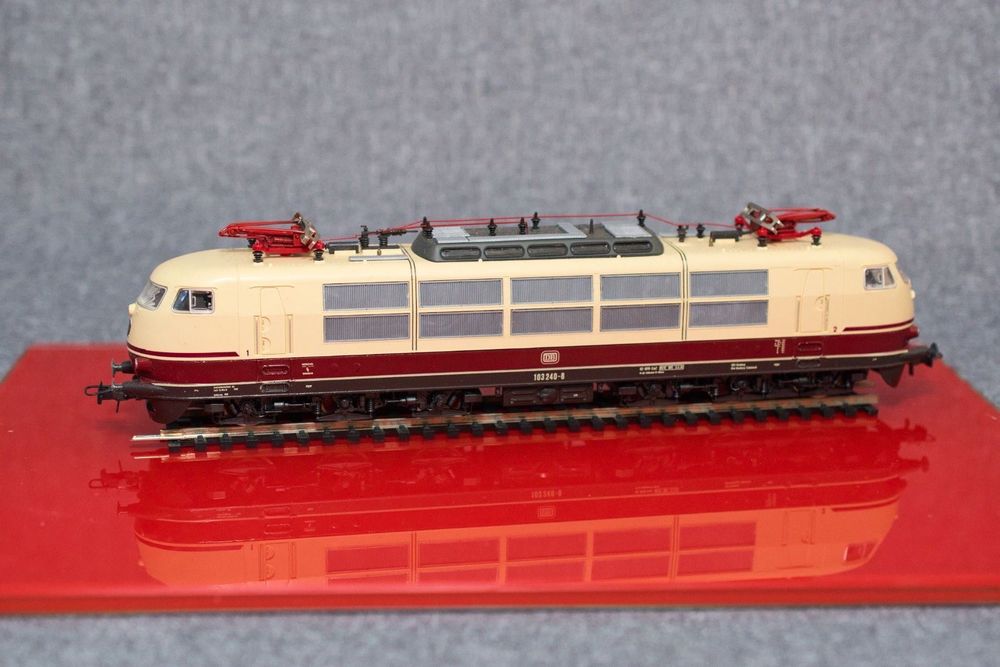 ROCO BR103 Elektrolok - H0 - DC-Analog (Gebraucht) in Obernau für CHF ...