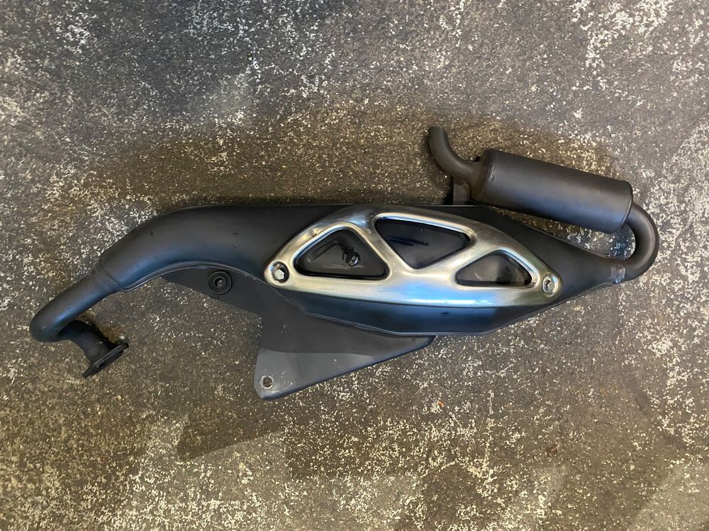 Auspuff Aprilia SR 50 (Gebraucht) in Safnern für CHF 190 – mit Lieferung auf Ricardo kaufen