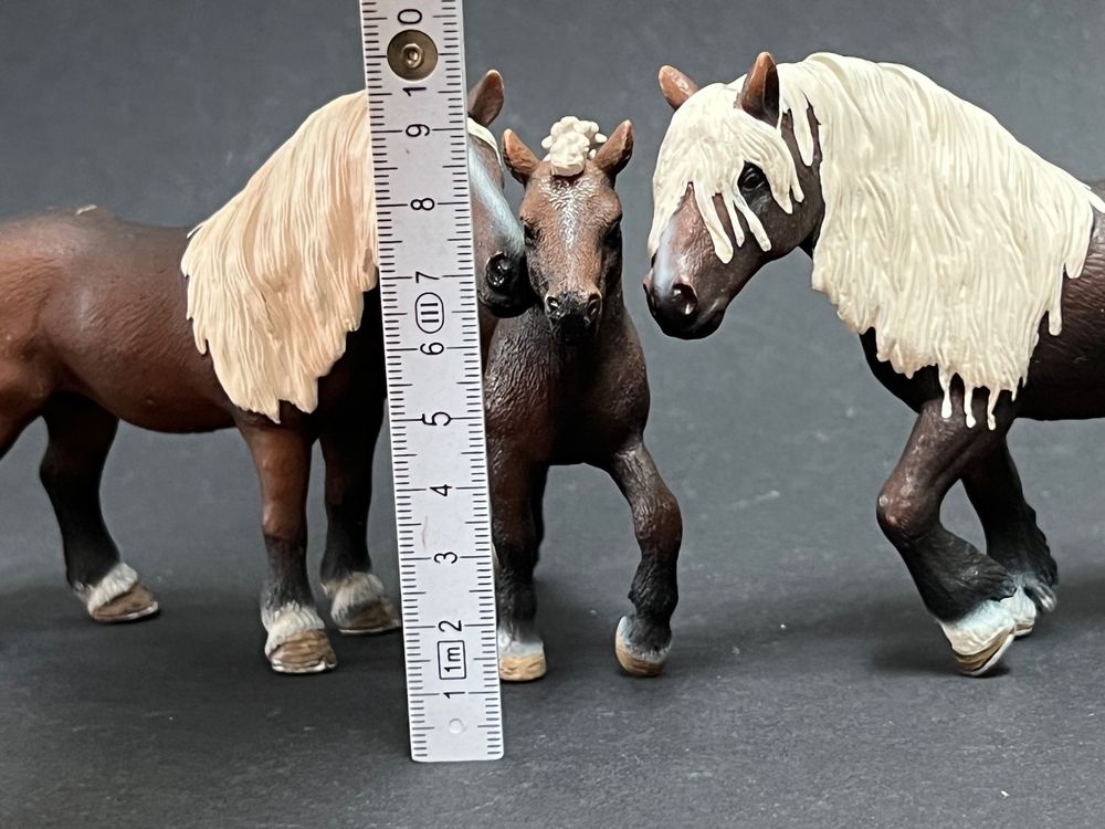 3 Schleich Pferde Schwarzwälder Stute Pferd Hengst Fohlen (Gebraucht) in Ennetbaden für CHF 22 ...