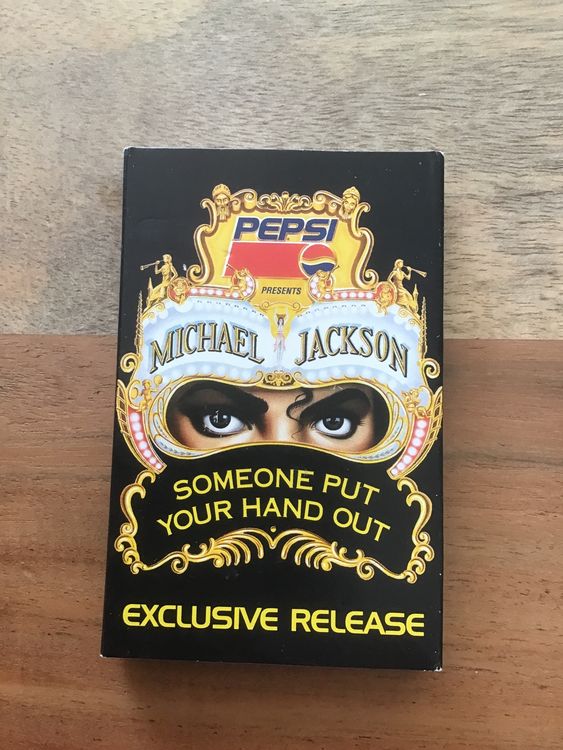 Michael Jackson - Someone Put Your Hand Out - Kassette. Top! (Gebraucht ...