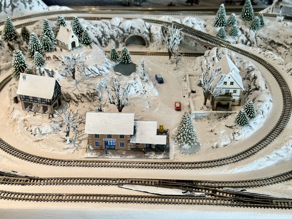 Noch Spur Z Modellbahnkoffer Interlaken (Gebraucht) in Hedingen für CHF ...