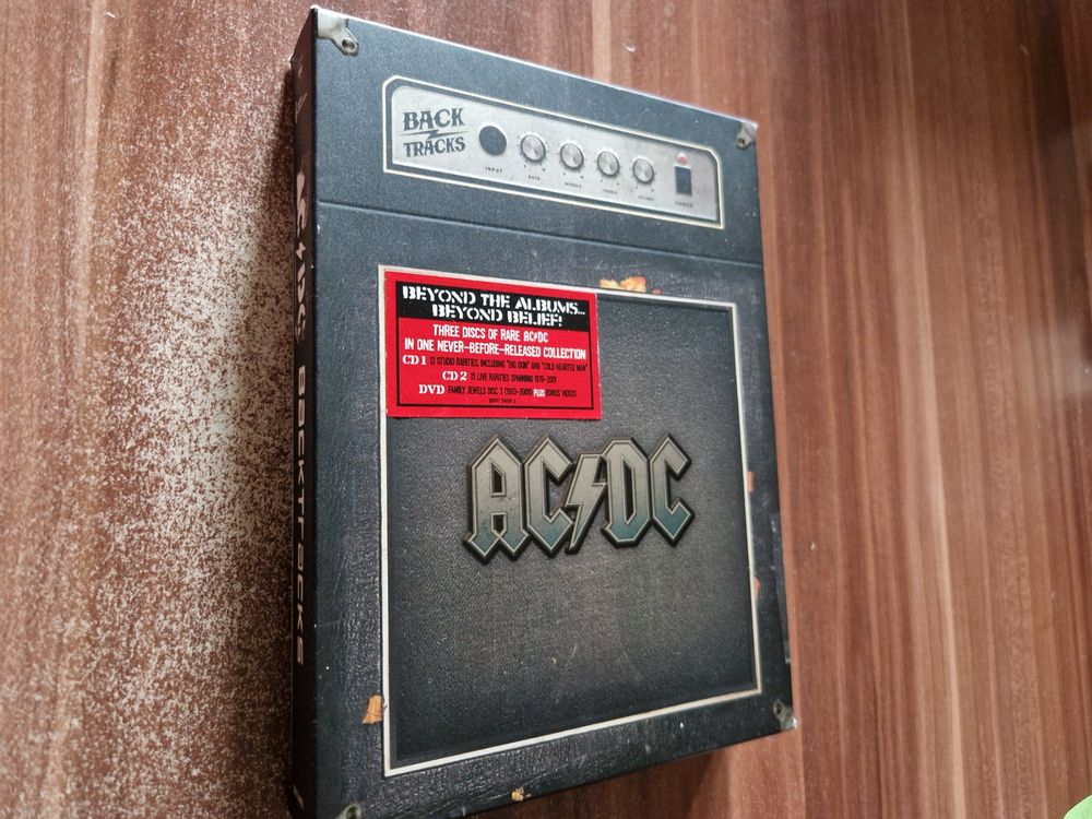 AC/DC - BACKTRACKS (Gebraucht) in Wattenwil für CHF 7.7 – mit Lieferung ...