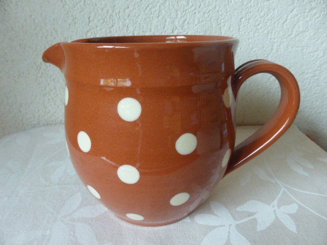 Landert Keramik Krug mit Punkten (Gebraucht) in Hitzkirch für CHF 35 – mit Lieferung auf Ricardo ...