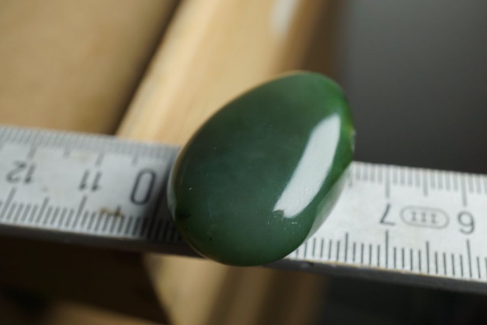 Nephrit Jade Anhänger Gelocht inkl Porto (Neu und originalverpackt) in Eschenbach SG für CHF 12 ...