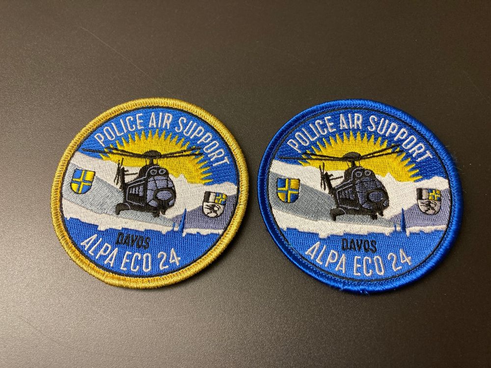 2 Badges WEF Police Air Support 2024 (Gold und Normal) | Kaufen auf Ricardo