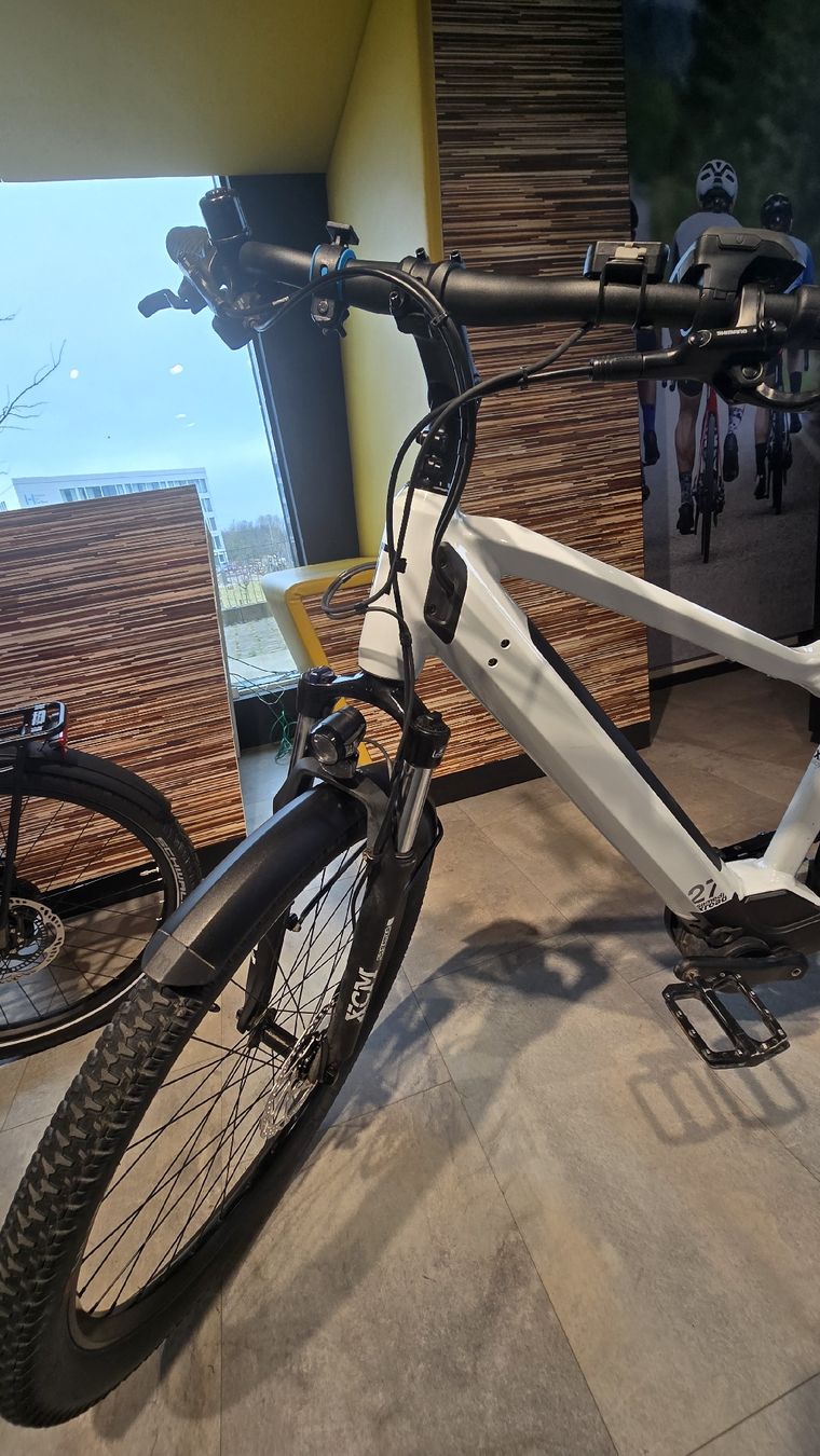 vélo électrique Moustache samedi 27 Xroad 3 / 5100km (D'occasion) à ...