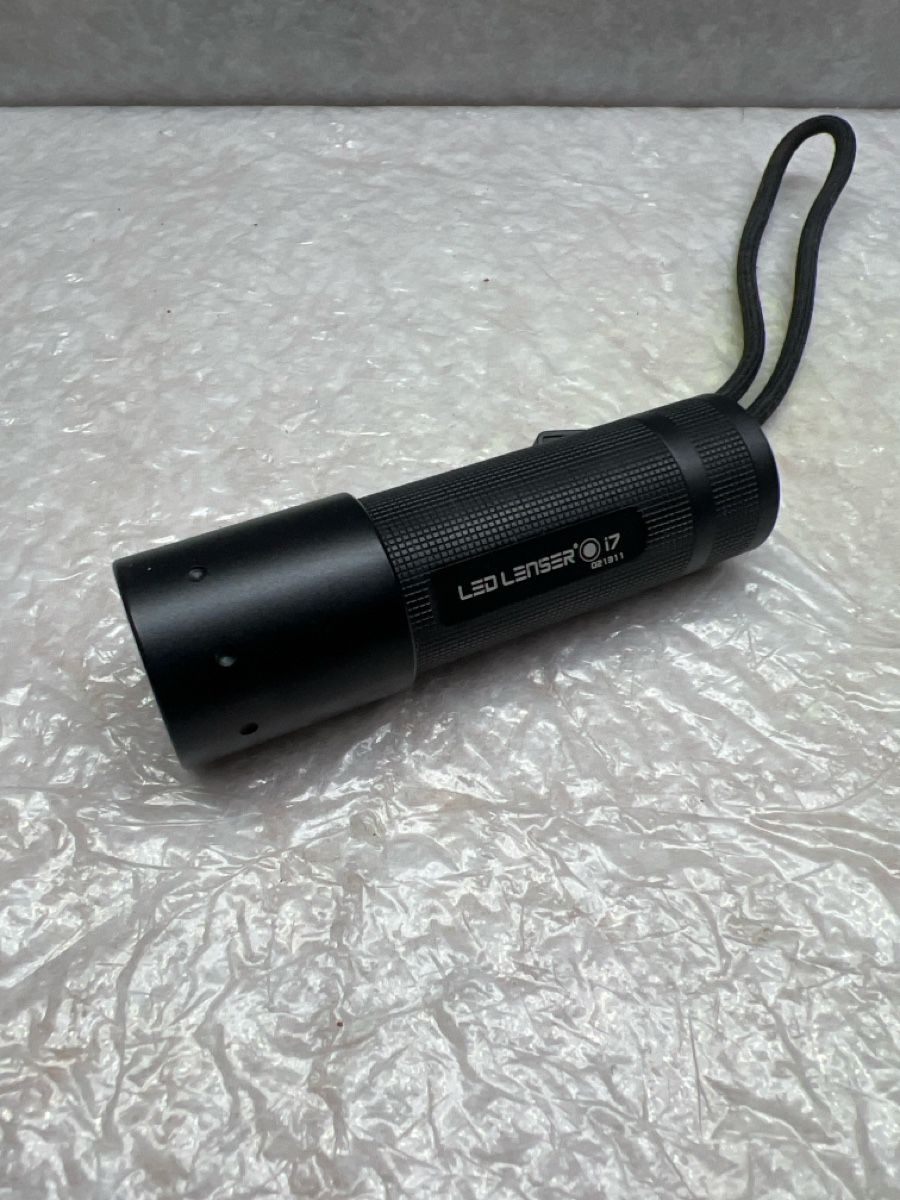 LED LENSER i7 Taschenlampe, neuwertig, starkes Licht! (Gebraucht) in ...