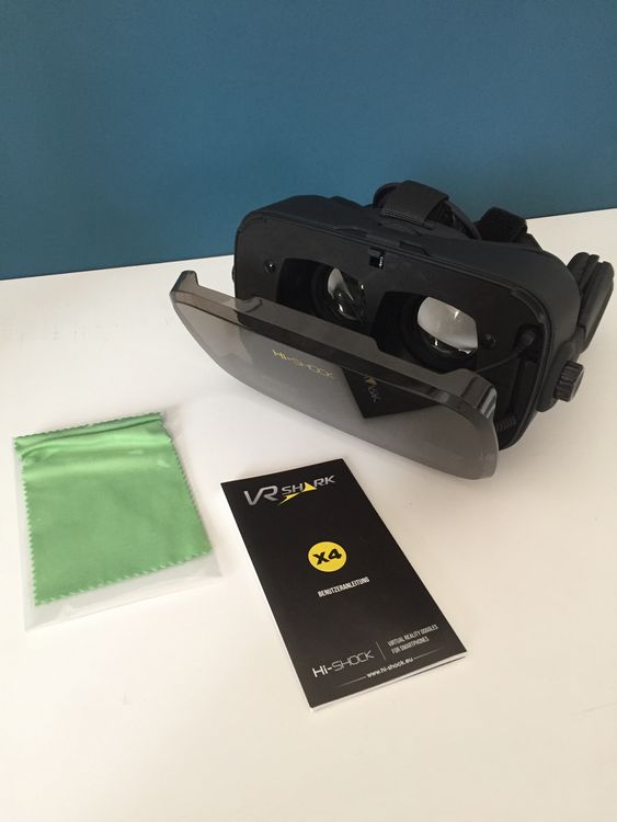 Neuwertige VR Shark Hi-Shock Virtual Brille für Smartphone (Neu (gemäss ...