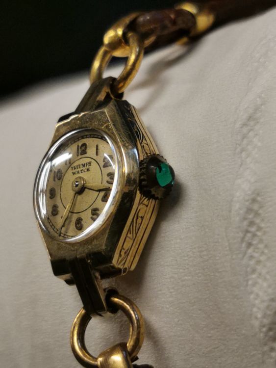 Triumph Watch Damenuhr, 585er Gelbgold, automatik (LH2) (Gebraucht) in ...