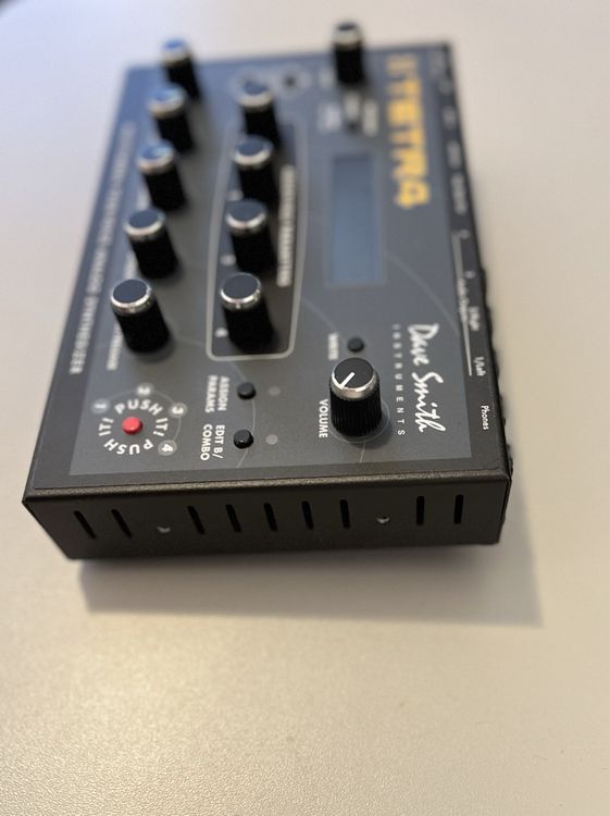 DSI Tetra Dave Smith Instruments polyphonic analog synth | Kaufen auf ...