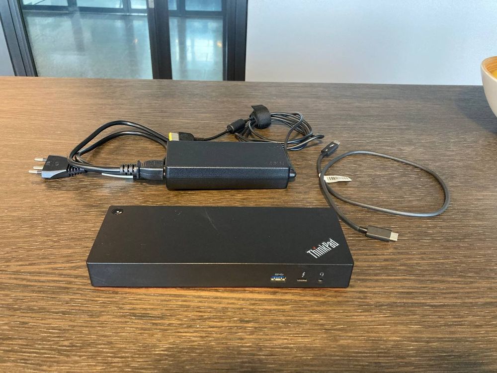 Lenovo Thinkpad Docking Thunderbolt 3 mit langem USB-C Kabel (Gebraucht ...