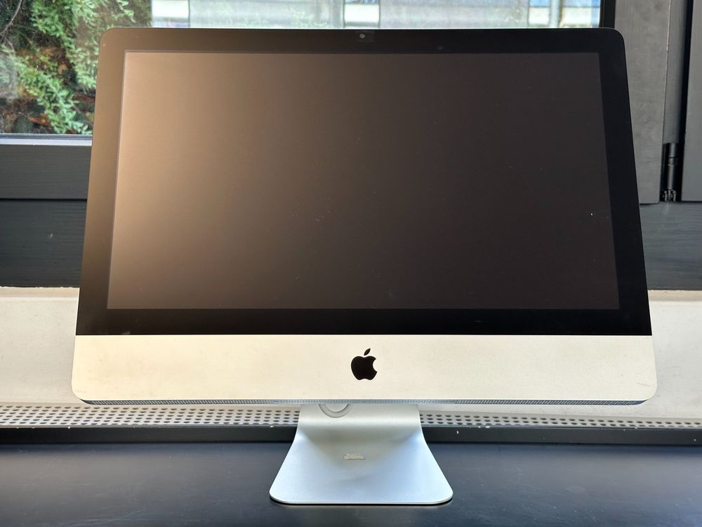 Apple iMac 21.5" Mid 2010 – W80360KRDAS (Gebraucht) in Appenzell für ...