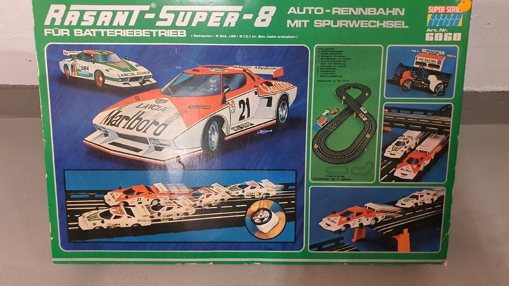 Rasant-Super-8 Auto-Rennbahn mit Spurwechsel, mit OVP (Neu und ...