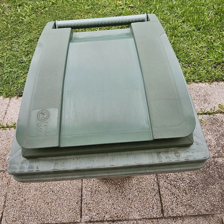 Poubelle verte robuste 240L (D'occasion) à Utzenstorf pour CHF 30 ...