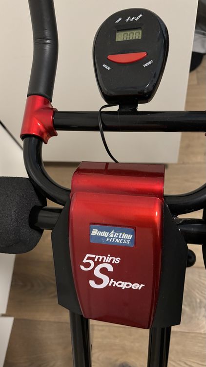 5mins Shaper Bauchtrainer Fitnessgerät (Gebraucht) in Schattdorf für ...
