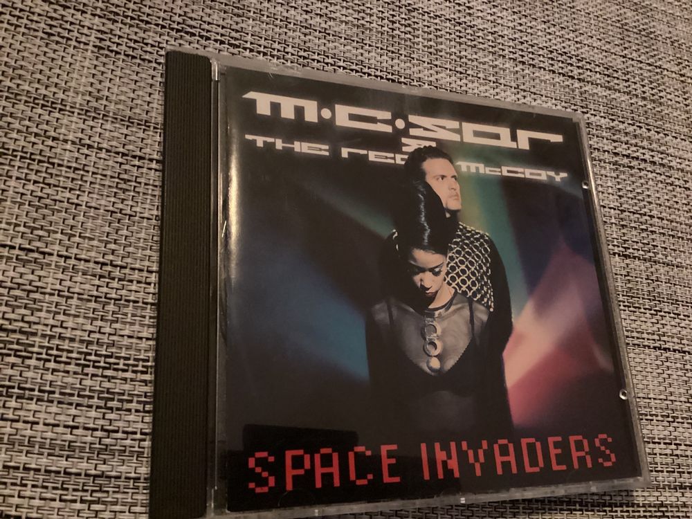 M.C. Sar & The Real McCoy* – Space Invaders | Acheter sur Ricardo