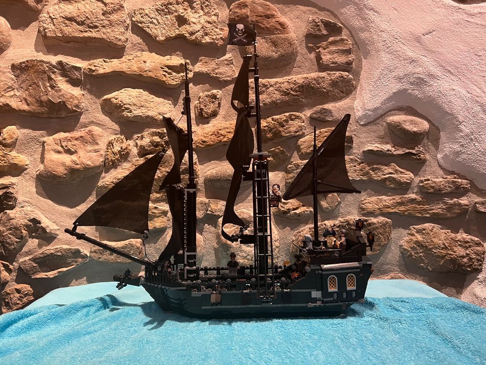 Piratenschiff Black Pearl nicht Lego k8006 (Gebraucht) in für CHF 22 ...