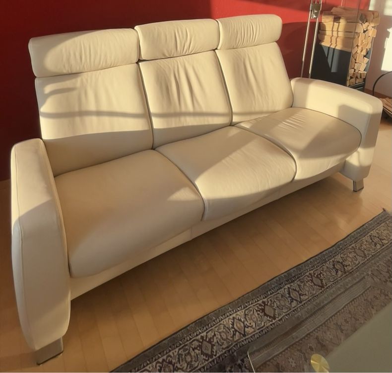 Schönes Leder Sofa - 3er & 2er Sofa - Creme (Gebraucht) in Bülach für CHF 100 – nur Abholung auf ...