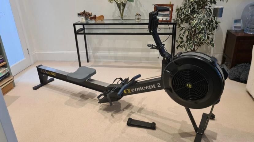 Concept2 RowErg Model D Indoor-Rudergerät mit PM5, Schwarz | Kaufen auf Ricardo