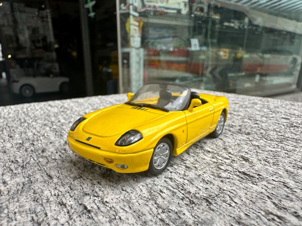 Maxi Car 1:43 Fiat barchetta gialla | Kaufen auf Ricardo