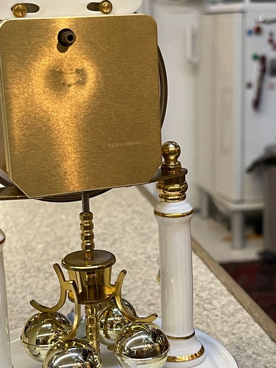 Haller Tischuhr Quartz Porzellan Handarbeit (Gebraucht) in Zofingen für ...